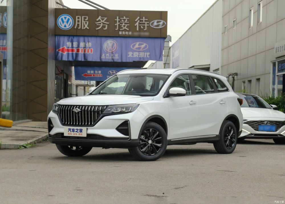 New Model 7 Seater Sports Suv Baic Ruixiang X5 Petrol Car